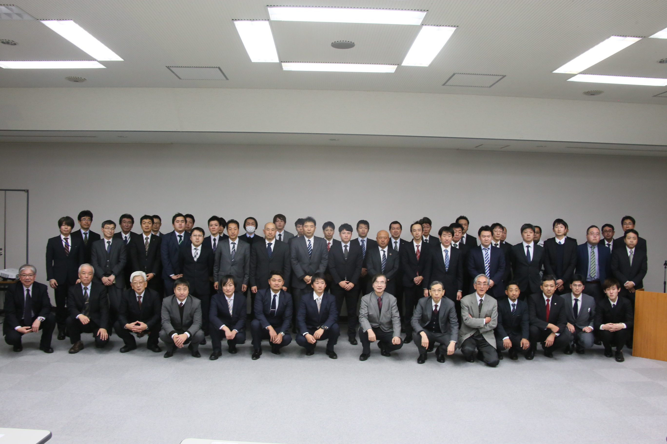 新たなME44人が誕生 | 日本工業経済新聞社